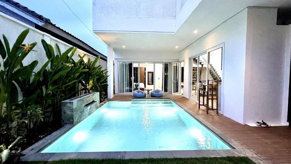 3 Bed Paradise Villa in Kuta Pool and Great Wi-Fi, Kuta (aktualisierte ...