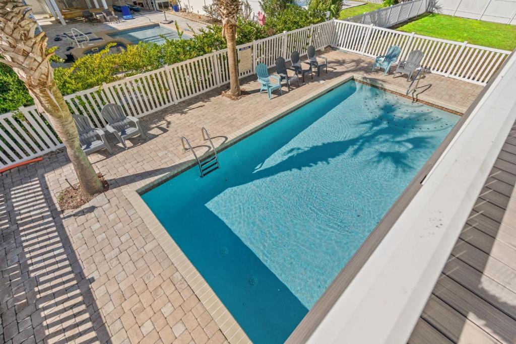 Walk to Beach • Poolside • BBQ + Picnic Table, Myrtle Beach (preços ...