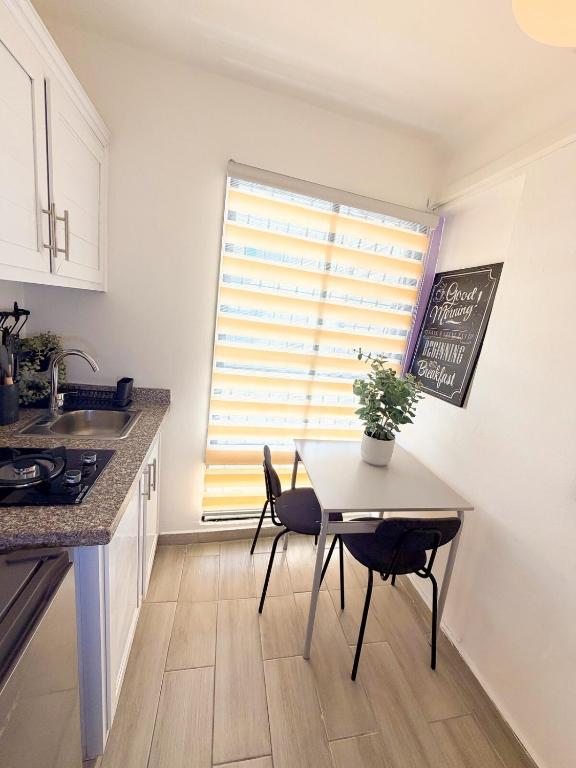 Modern studio in Villa Olga, great location, Hoya del Caimito (updated ...