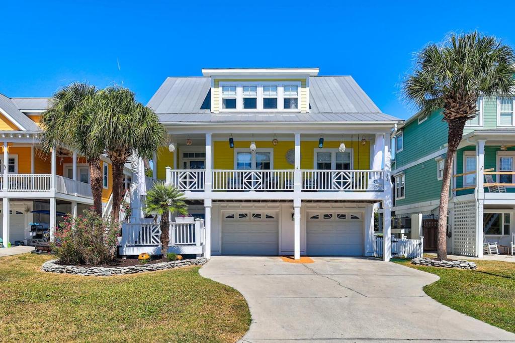 The Palm Tree Palace, Kure Beach (updated prices 2026)