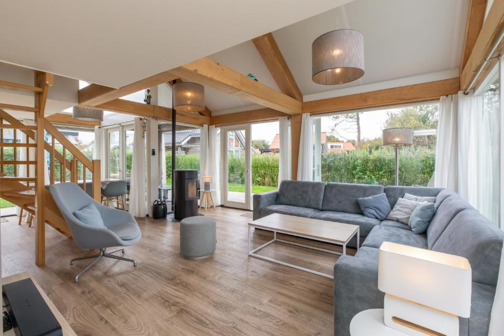 Zonnedorp 17 Zeewinde Renesse: Comfortabele vakantiewoning nabij het ...