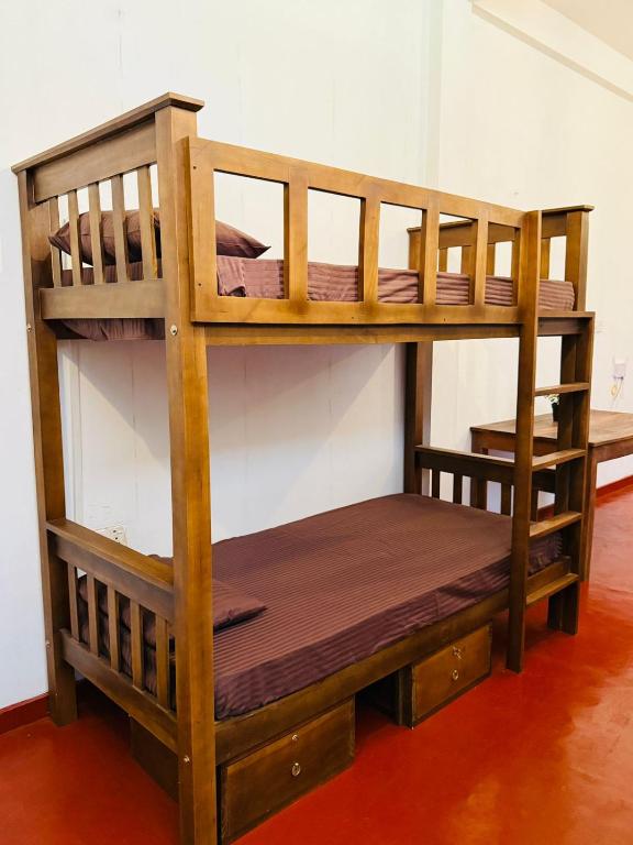 Shan Hostel And Restaurant, Hiriketiya (preços atualizados 2025)