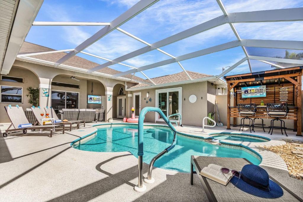 Waterfront Bliss with Pool & Spa - Your Perfect Escape Awaits - Sunset ...