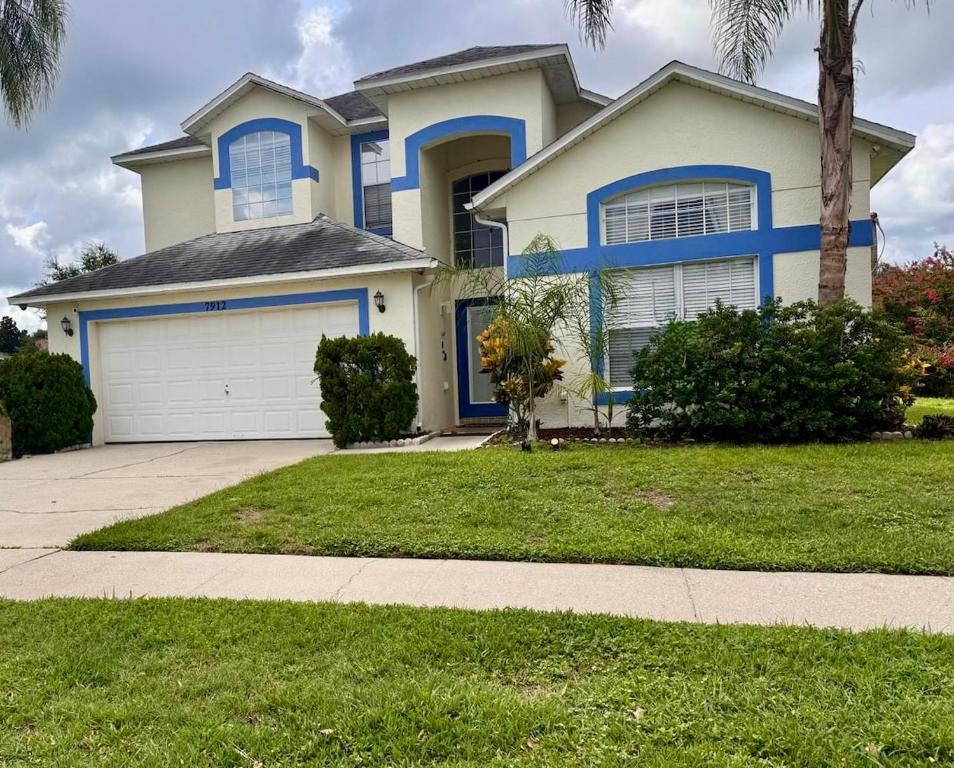 Spacious Disney Retreat Lake View Private Pool, Pittsburg (prezzi ...