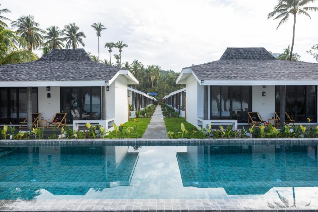 Villa Liconia Beachfront Koh Samui, Nathon Pier, Ban Thong Phlu ...