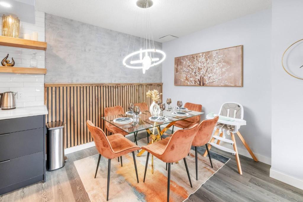 WEM Retreat | 3BR | Mins from the Mall, Edmonton (ažurirane cene za ...