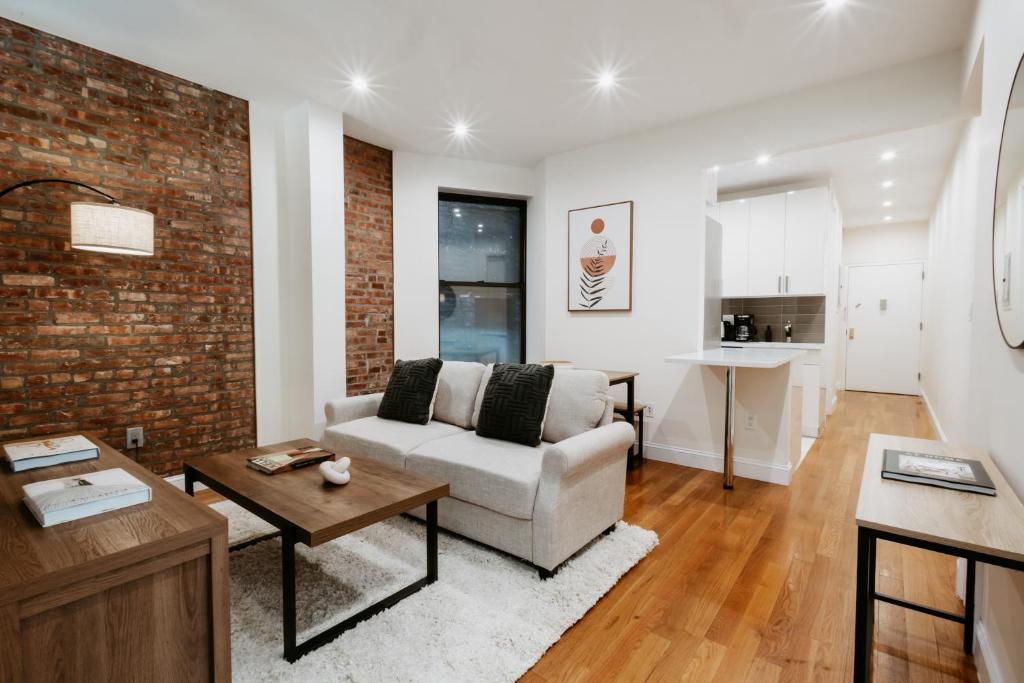3BD 2BA in Upper West Side Manhattan! 5 Star Location, New York ...