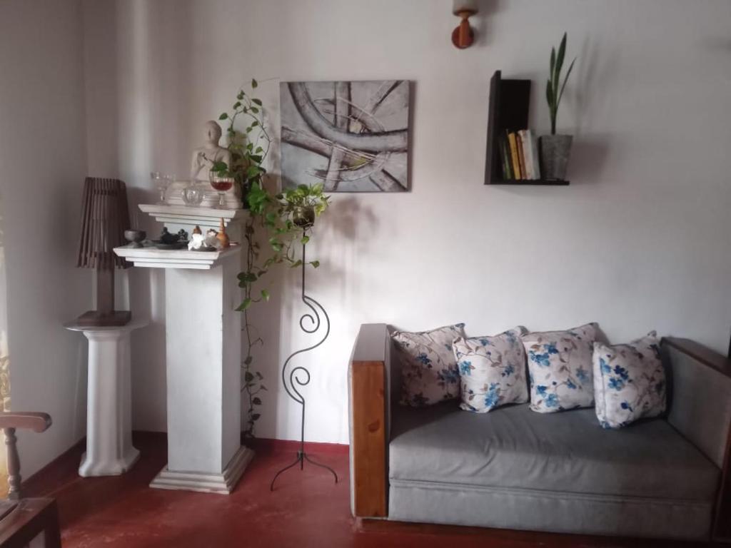 Ocean Front Villa, Nikawatawana (updated prices 2025)