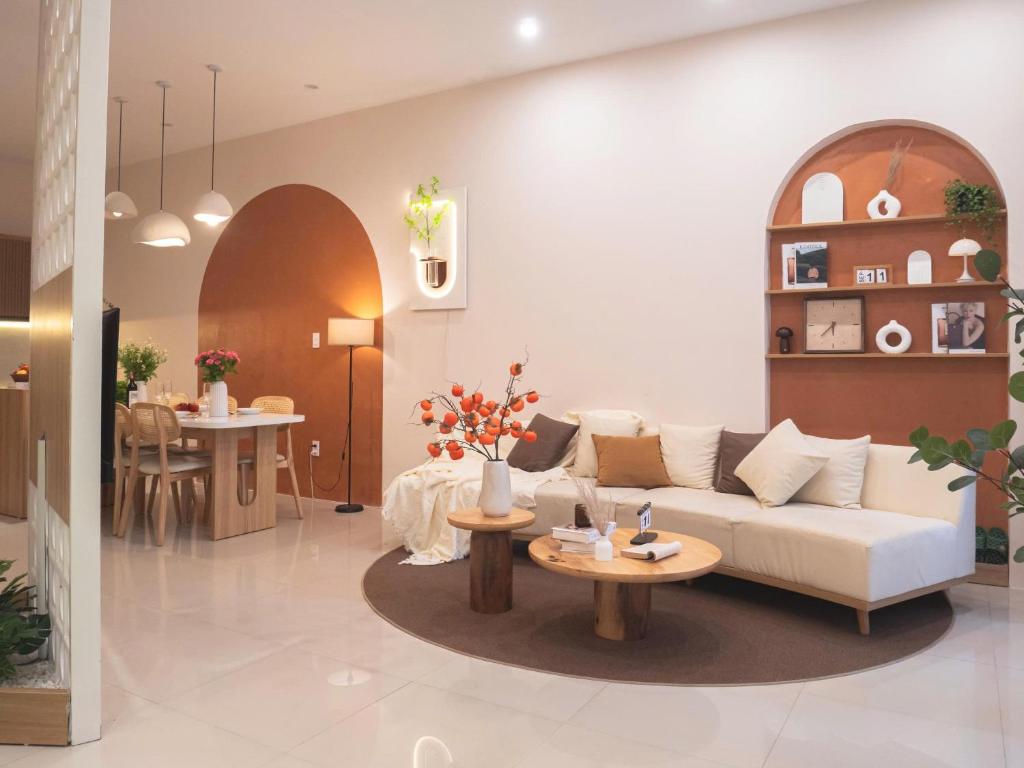 N&N Modern House-3BRs-Mini Golf-Bida-5mins walk to My Khe Beach, 다낭 ...