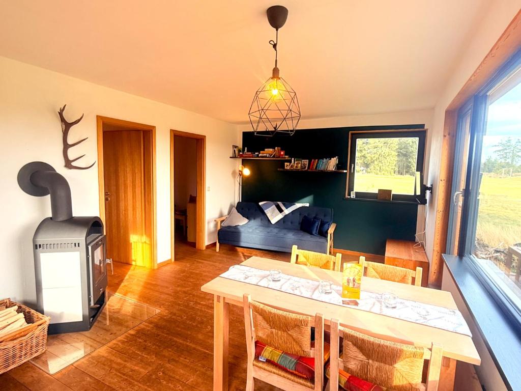 Tiny Chalet Stuga Am Rennsteig mit Kamin und Garten, Hunde Willkommen ...