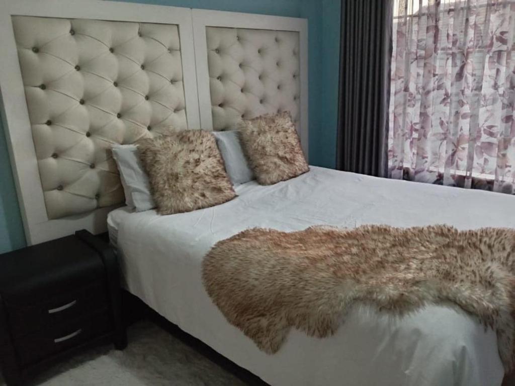 Ubuntu two Sleeper in Annlin, Pretoria North, Pretoria (preços ...