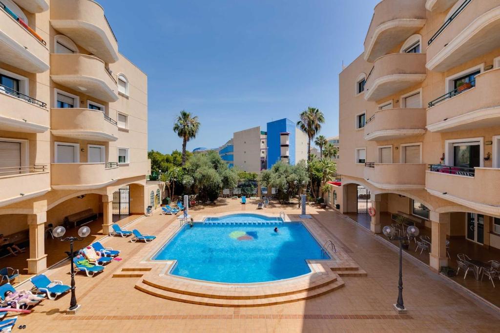 Apartment in Cabo Roig, Dehesa de Campoamor (precios actualizados 2025)