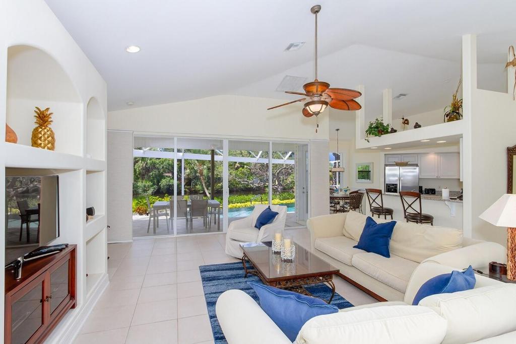 Key-Wester- Pool & Jacuzzi gated Community, Bonita Springs (tarifs ...