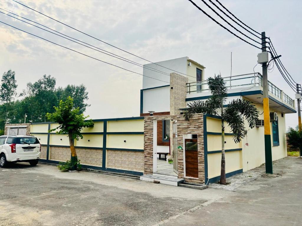 Shera farmhouse, Khatauli (updated prices 2026)