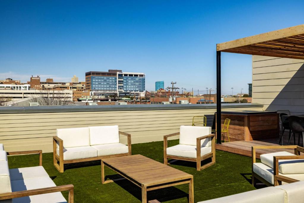 Loft with Rooftop - World Cup Guests & Fast Wi-Fi, Fort Worth (preços ...