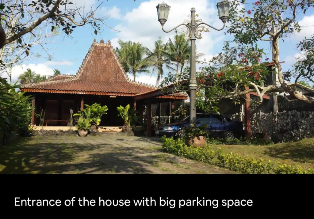 Spacious traditional open house with Garden&Pool 4 Bedrooms, Medari ...