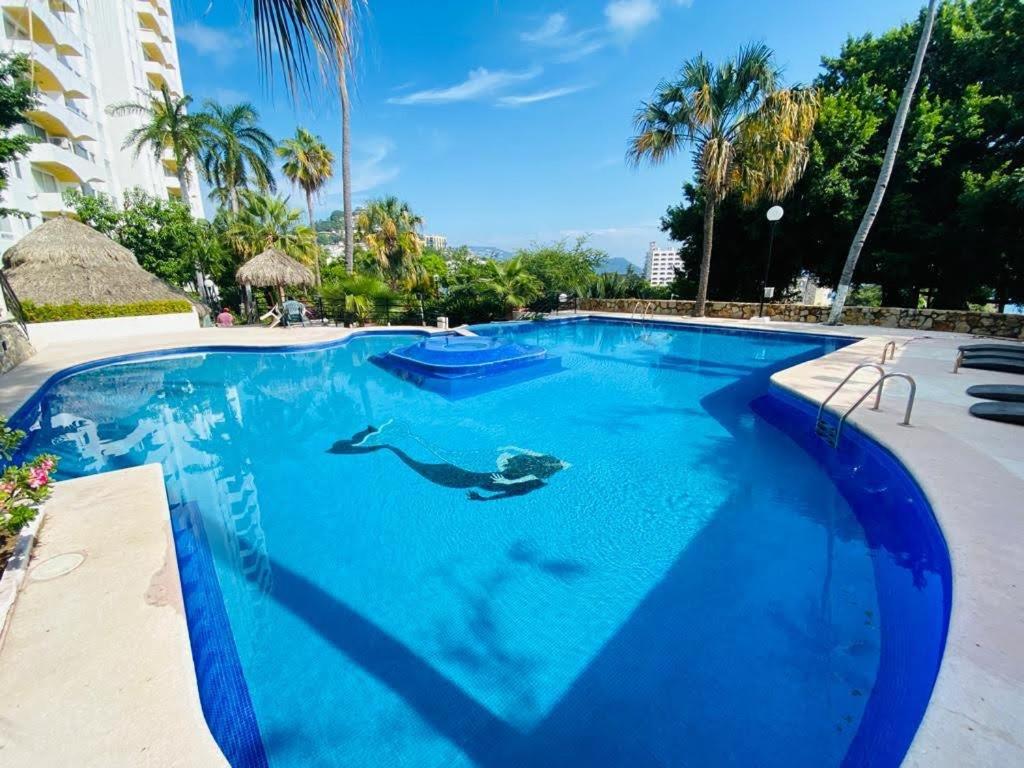 12 personas, Acapulco की (2026 के लिए अपडेट हुई कीमत)