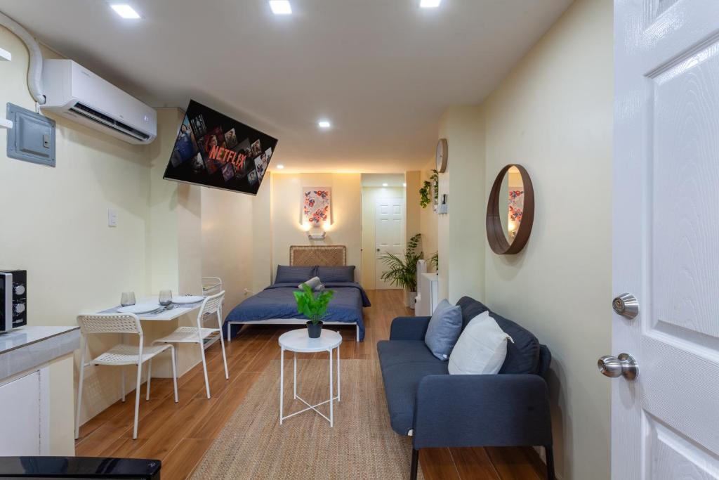 Cozy Modern Studio Near Maginhawa & Katipunan, Manila (updated prices 2026)