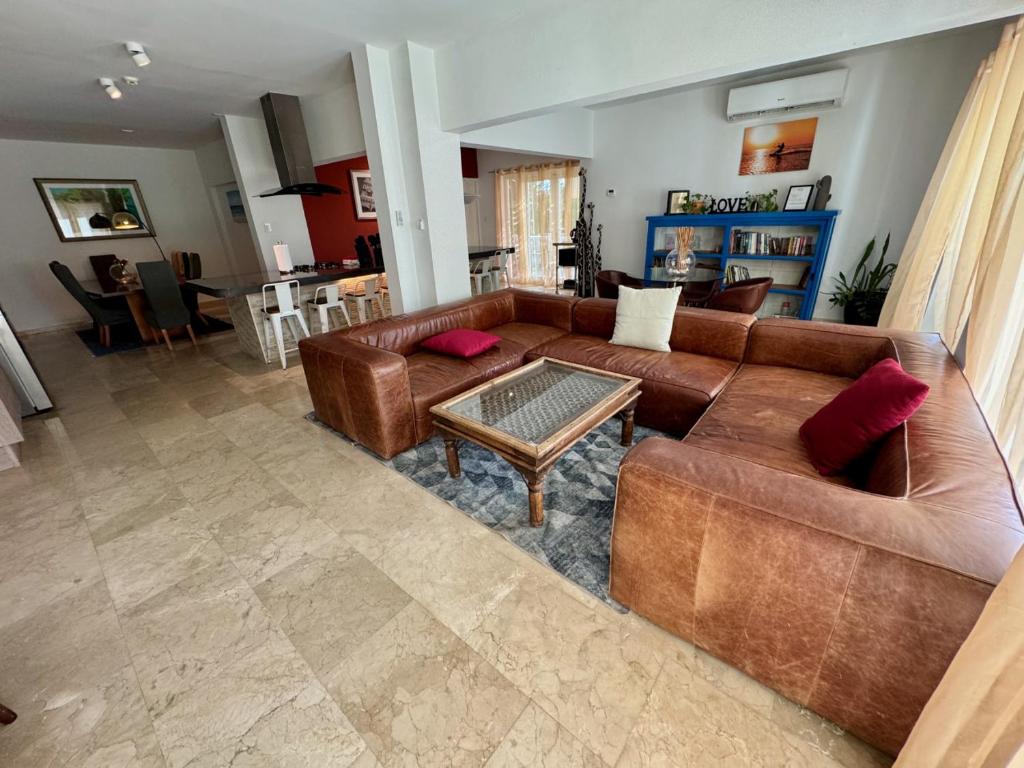 Merlot Villas Aruba private pool 500 yrds from Palm Beach, Palm-Eagle ...