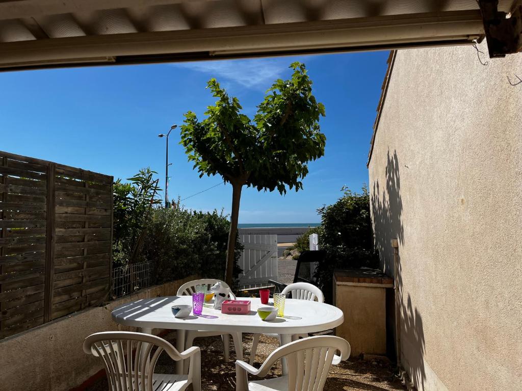 Appartement T2 RDC, Front de Mer, 4 couchages, Les Balcons de la ...