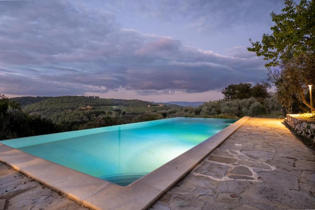 Villa W Infinty Pool Villa in the Heart of Chianti, Fonterutoli ...