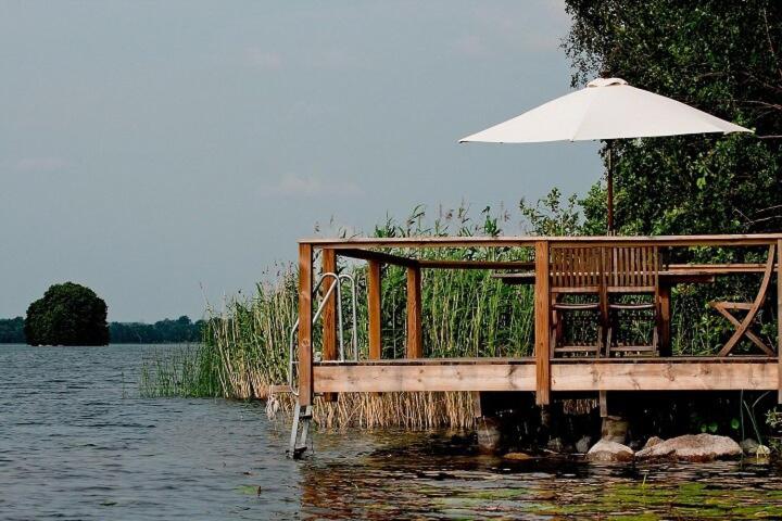 Lakefront house with beach, jetty, and rowing boat, Uppsala (updated ...