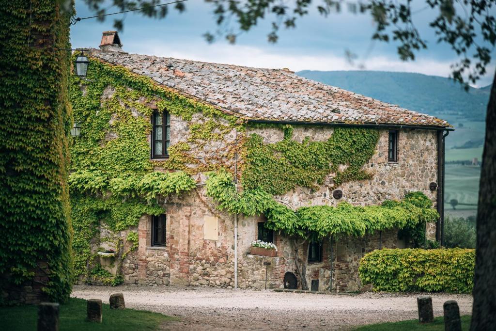 Borgo di Castelvecchio, Contignano (updated prices 2026)