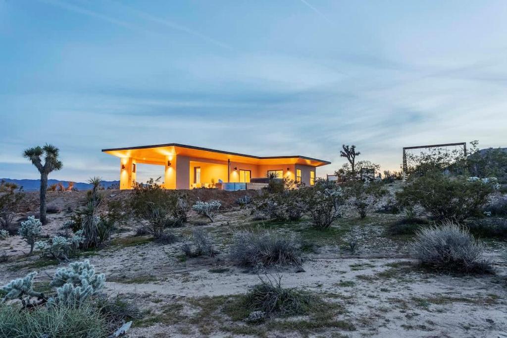 Mojave Rosa By The Cohost Company, Yucca Valley (updated prices 2026)