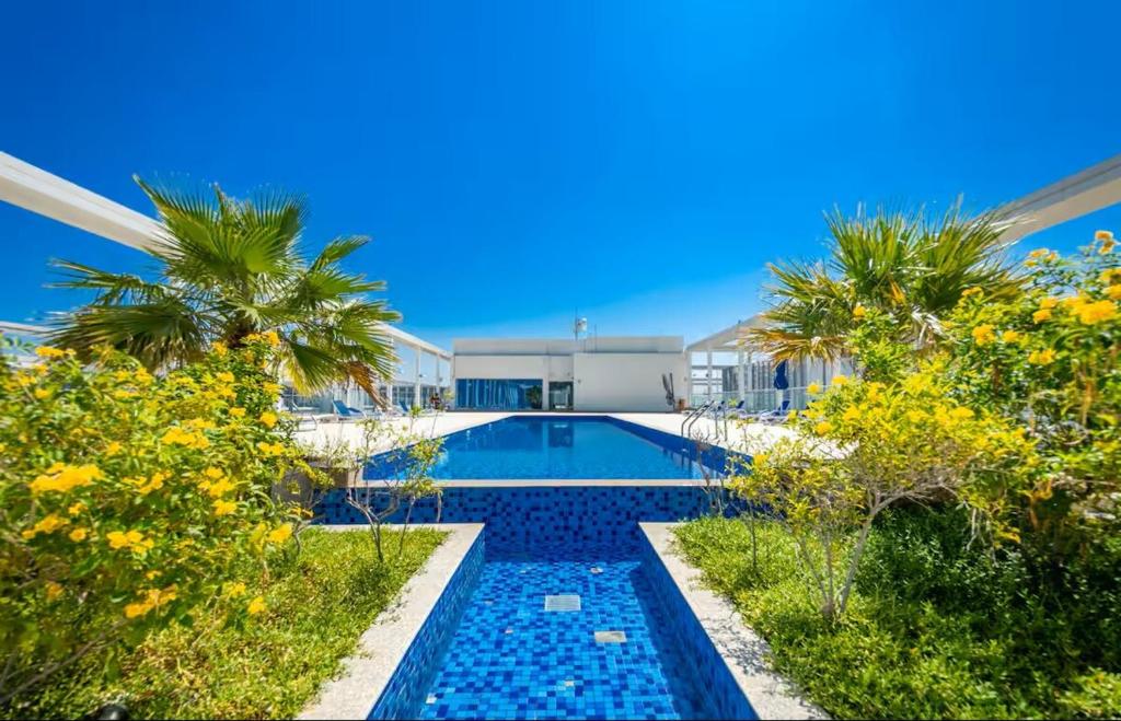 Marjan Island 1BR Beach Access & Cozy View - Private Exclusive, Ras al ...