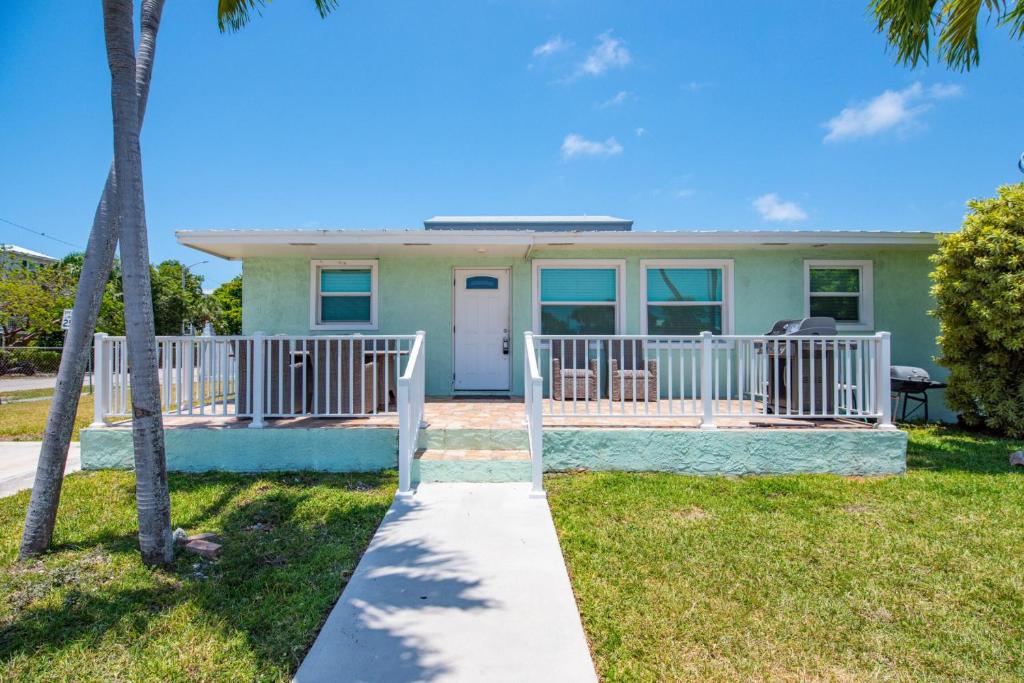 The GUAVA DUFF - Beautiful KW home with space to chill & lots of FREE ...
