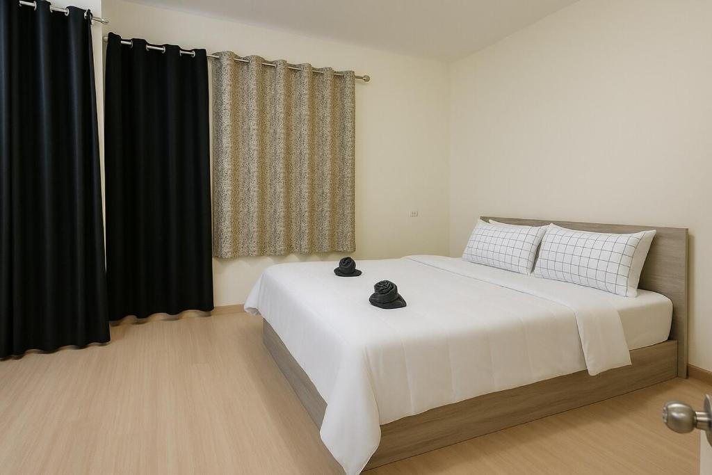 Modern 3BR Gusto Townhouse II near Airport, Ban Nong Chaeng की (2026 के ...