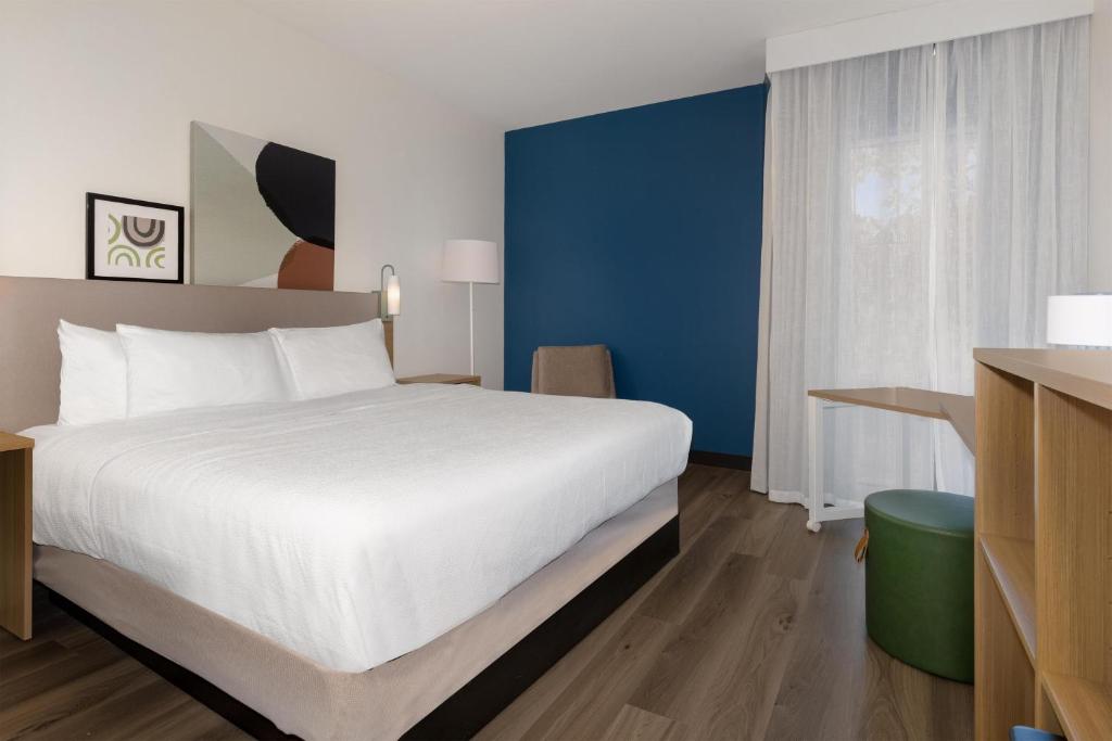 Spark By Hilton Montreal Midtown, Montreal (updated prices 2026)