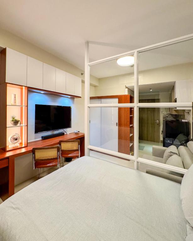Savasana Suite - Fame Residences Tower 3 50mbps, Manila (updated prices ...