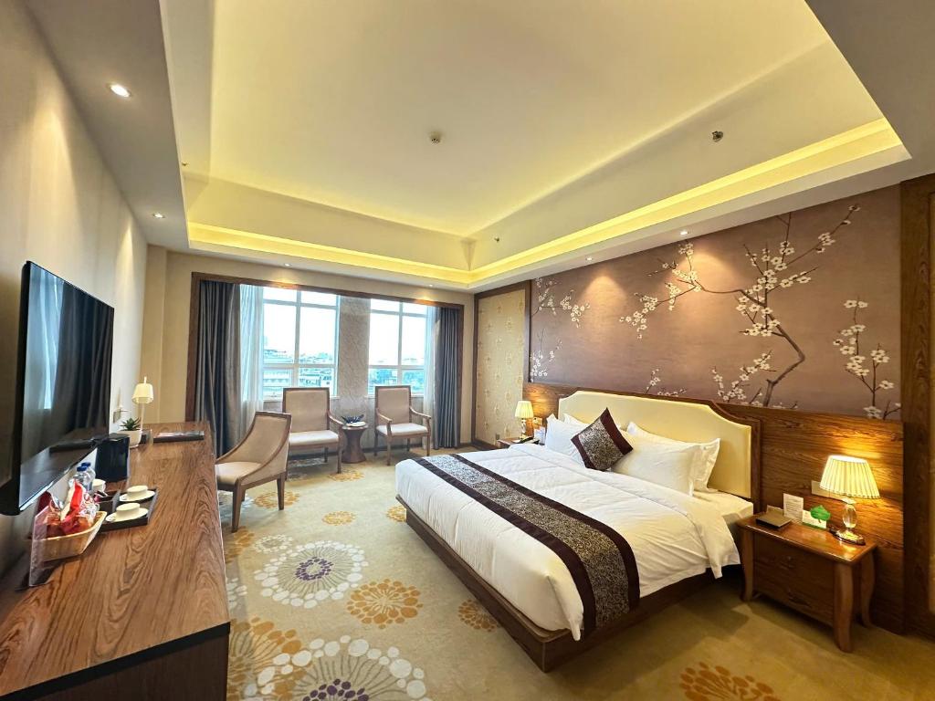 Hồng Vận Grand Hotel Móng cái, Móng Cái (updated prices 2026)