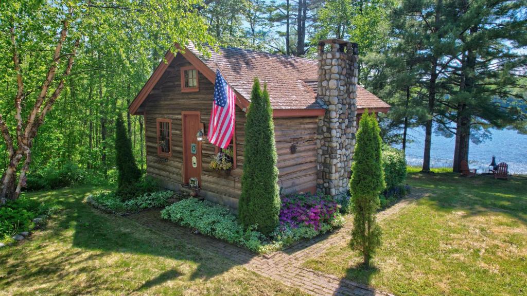 Authentic Maine Log Cabin Lakefront Cozy, Bucksport (updated prices 2026)