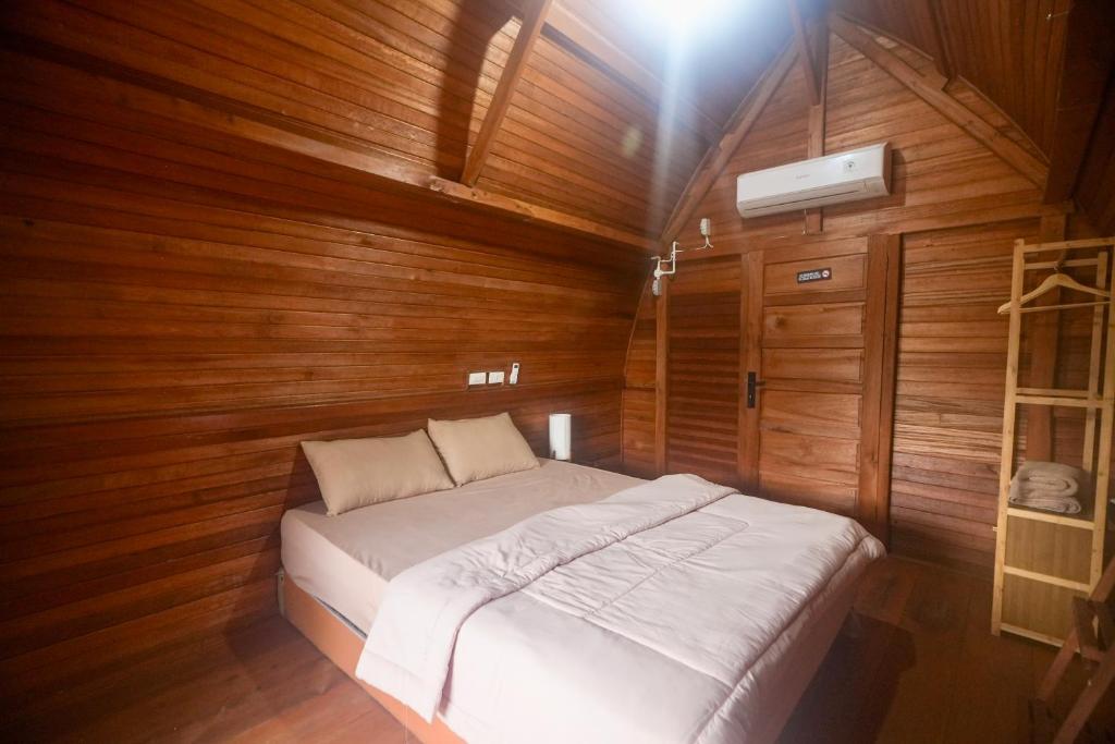 Mulei bungalow Krui, Wainapal (updated prices 2026)