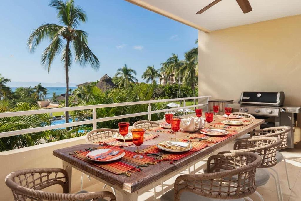 Luxury Oceanview Condo Steps to El Anclote, Punta Mita (2025-ös ...