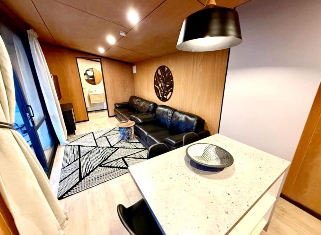 Tomahawk Lagoon Lookout, Dunedin (updated prices 2026)