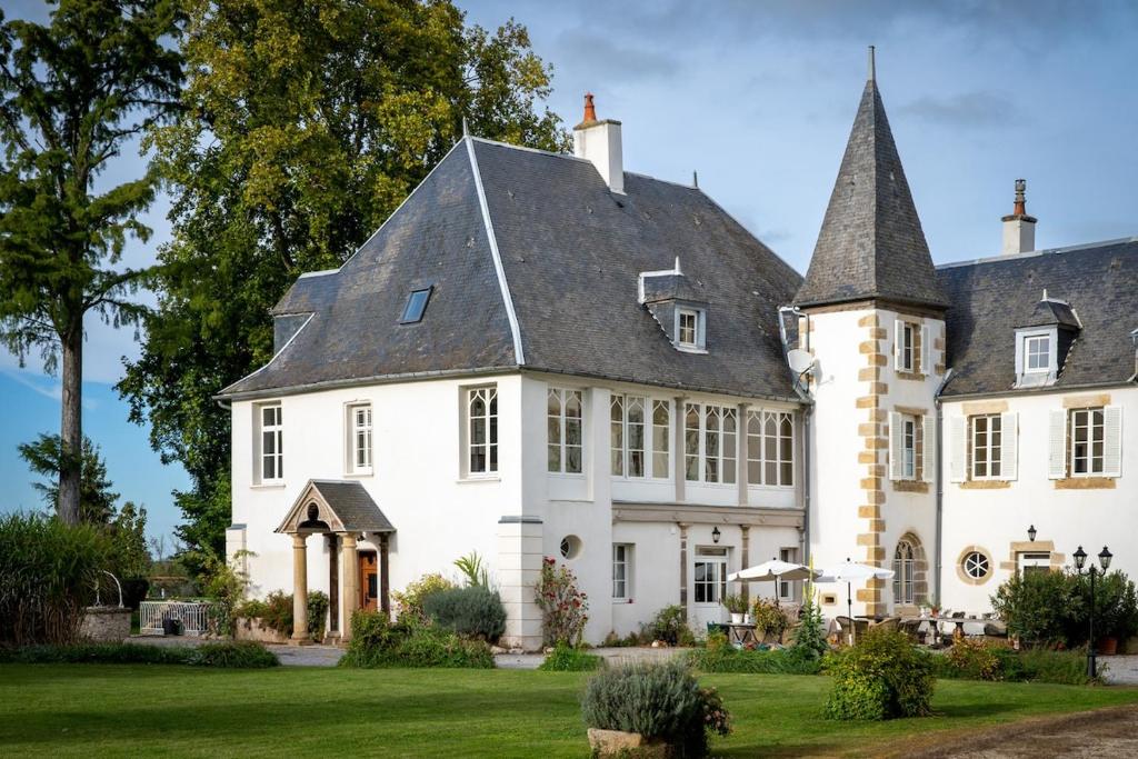 Le château, Souvigny (prezzi aggiornati per il 2026)