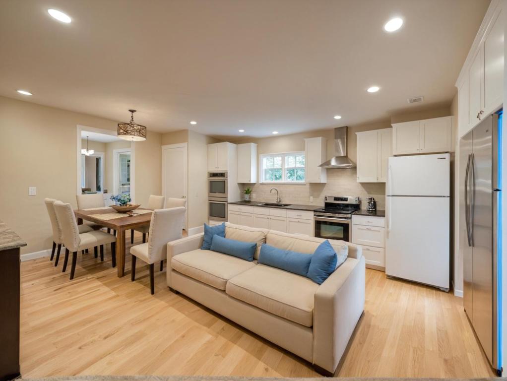 Modern 4 & 5 BR Townhomes Minutes from Downtown LA, Los Angeles ...