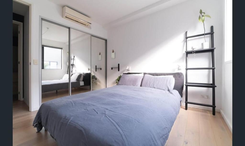 New Entire rental unit, Melbourne (updated prices 2026)