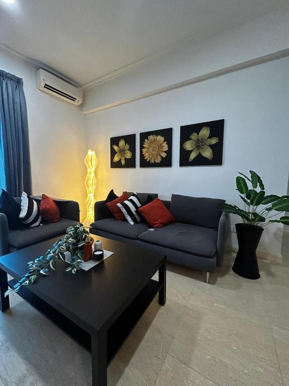 Stylish City Hideout - Comfy Sofa, Warm Ambience, Kuala Lumpur (tarifs ...