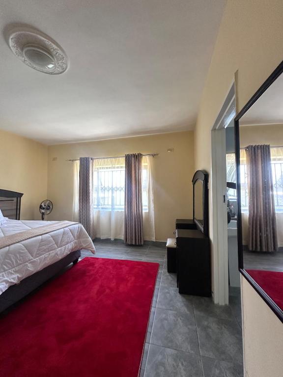 Hatfield staylax Manor 1, Harare (updated prices 2026)