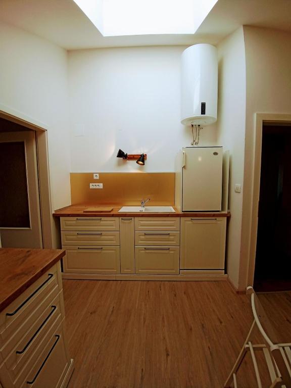 House Godec, Ljubljana (updated prices 2026)