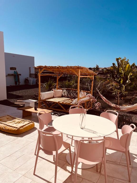 Warm and well-equipped house in Lajares, Lajares (updated prices 2026)
