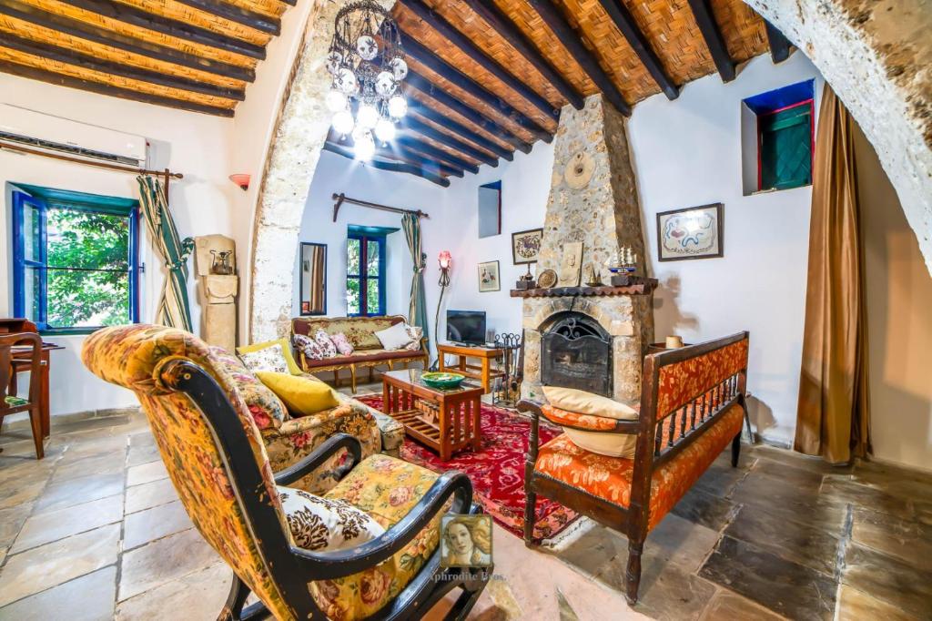 The Historical Cypriot House, Beautifully Renovated Traditional Stone ...