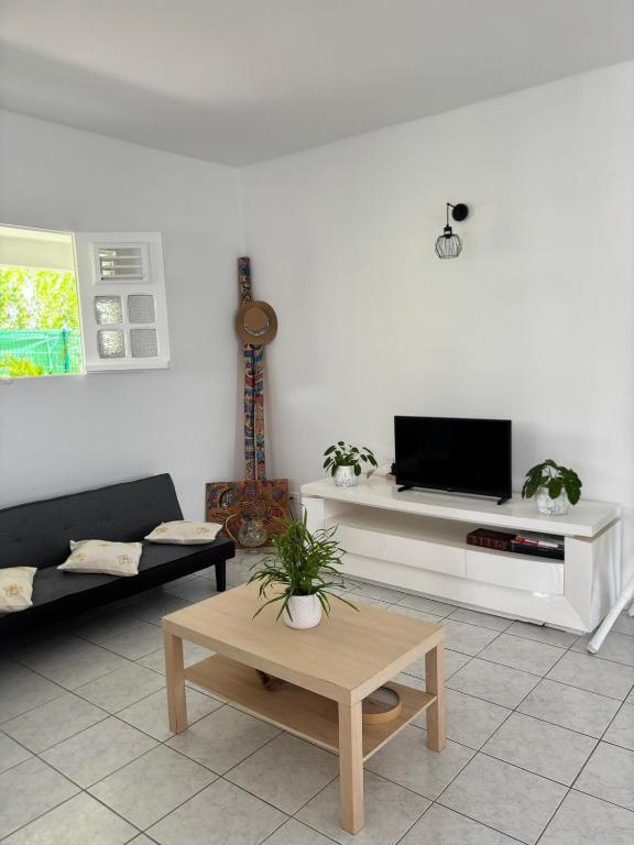 Villa Bwa Flè - maison vue mer à 5 mi de la plage, Schœlcher (tarifs ...