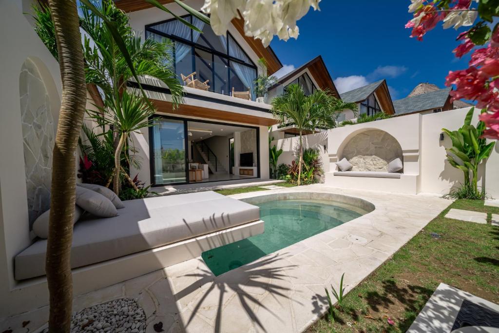 3BR Modern Villa with Pool, 150m walk to paradise, Uluwatu (updated ...