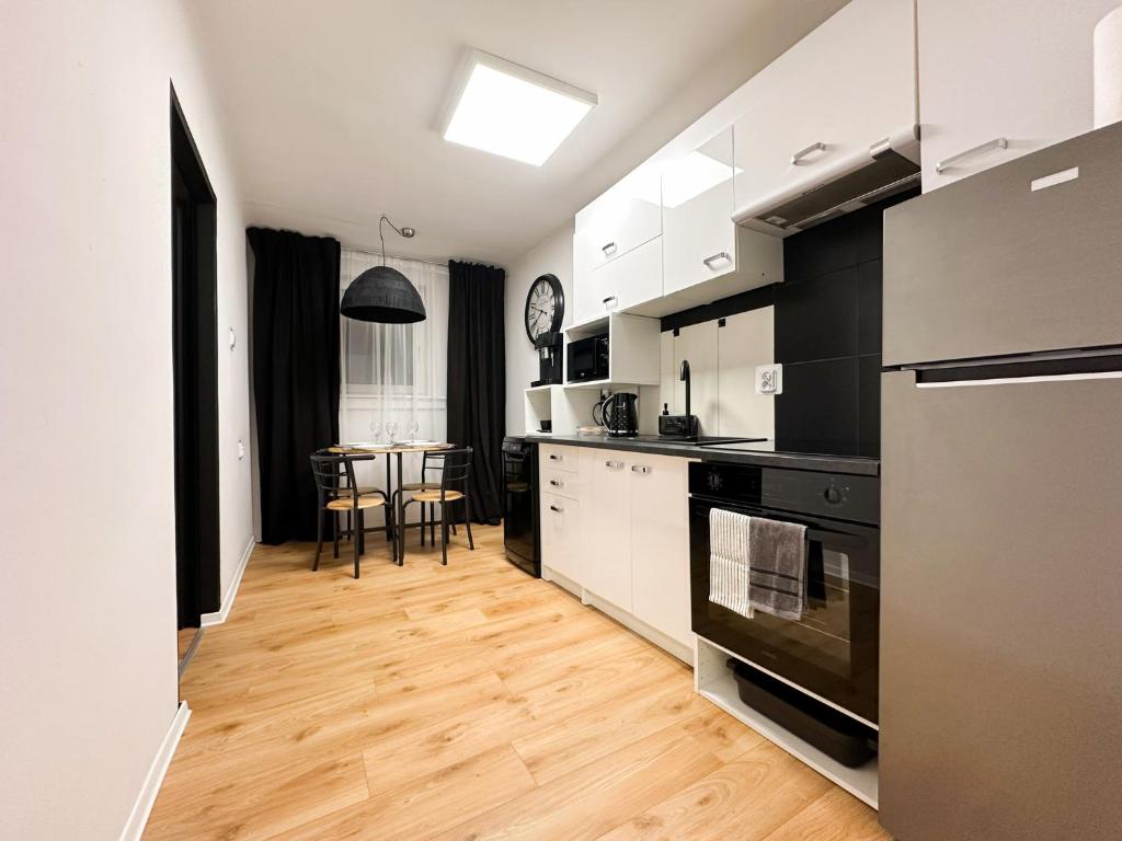 Mickiewicz Studio - stare miasto, 500m Rynek - FV VAT, Tarnów (updated prices 2025)