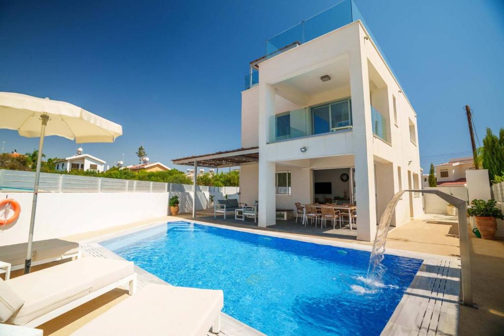 Geo Panoramic Villa Konnos - Pool, Game Room, Gym, Protaras (updated ...